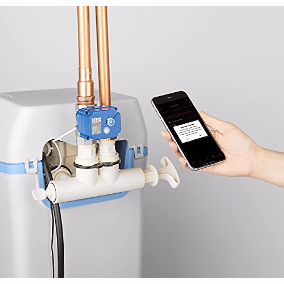 GE Smart Water Softener System with Leak Detect | 40,000 Grain | Reduce Hard Mineral Levels at Water Source | Wifi Connectivity | Improve Water Quality for Drinking, Laundry, Dishwashing | GXSHC40N