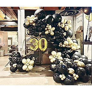 BALONAR 136Pcs DIY Gold and Black Garland Balloons Kits with 18/10/5/Inch Metallic Chrome Balloons for Birthday Party Celebration Graduation Bachelorette Wedding Baby Shower Ceremony Anniversary Balloon Chain. (Black)