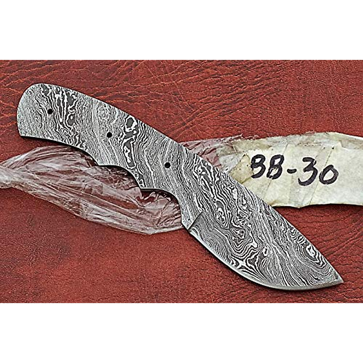 6.75 inches Long Spear Point Blank Blade Skinning Knife, Hand Forged Damascus Steel 3.5" Scale Space with 3 Pin Hole Space, 3 inches Cutting Edge
