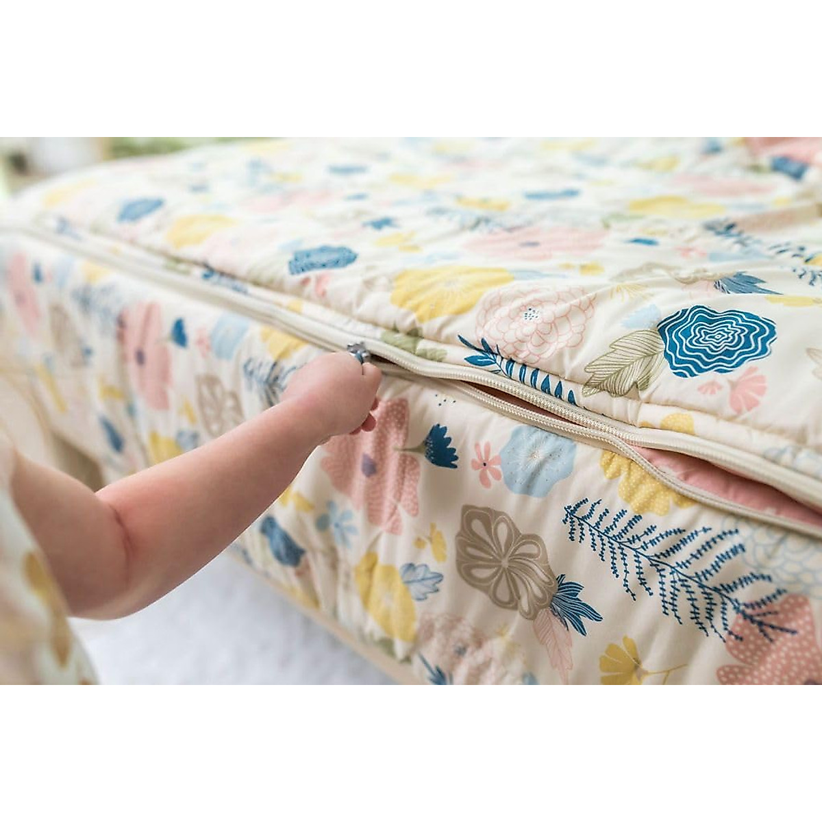 Beddy's Flower Blossoms Girls Durable Zipper Bedding, Bed in a Bag, Floral Sheets and Comforter, Easy to Make and Wash, Includes Pillowcase and Pillow Sham, Kids Zip Bedding, Super Soft All Season