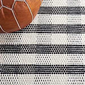 Safavieh Striped Kilim Collection 4' x 6' Black/Ivory STK807Z Flat Weave Wool & Cotton Area Rug
