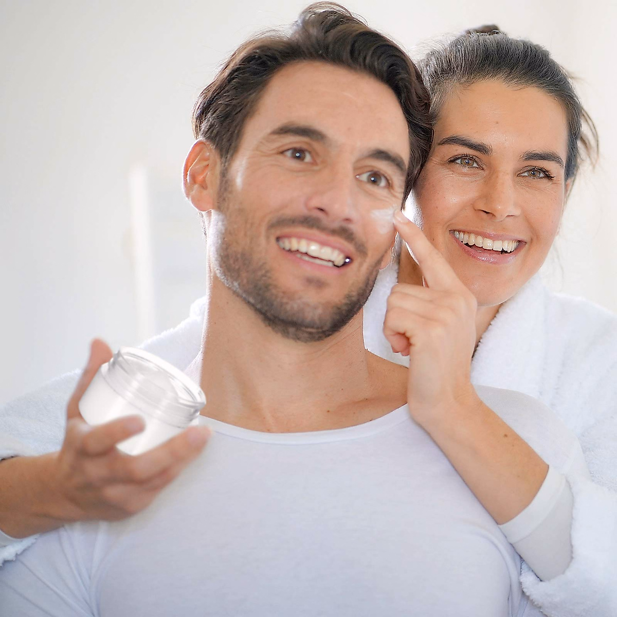 Patelai 4 Pieces Round Clear Wide-mouth Leak Proof Plastic Container Jars with Lids for Travel Storage Makeup Beauty Products Face Creams Oils Salves Ointments DIY Making or Others (Black,1 Ounce)