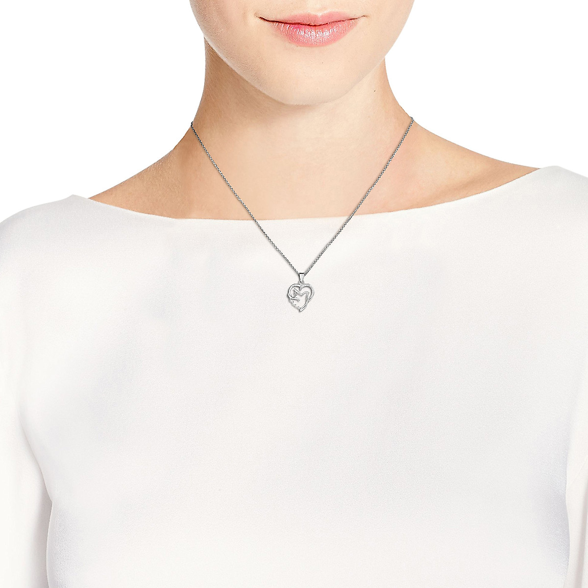 AeraVida Holy Spirit Dove of Love and Peace .925 Sterling Silver Pendant Necklace | Bird Necklace Women Jewelry | Gift for HER