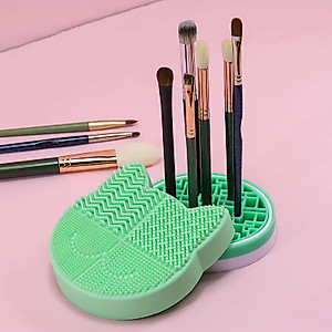 Makeup Brush Cleaner Mat-Silicone Beauty Wash Pad with Dryer Holder 2 in 1 Portable Cosmetic Tool (Green)