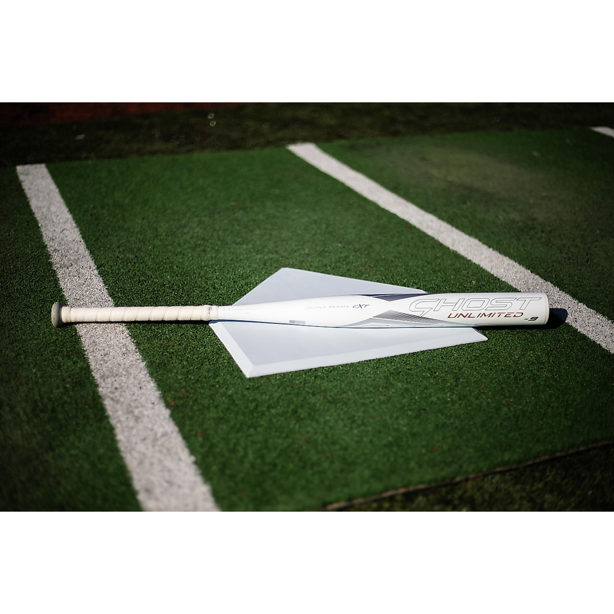 Easton | GHOST UNLIMITED Fastpitch Softball Bat | -10 | 33" x 23 oz.