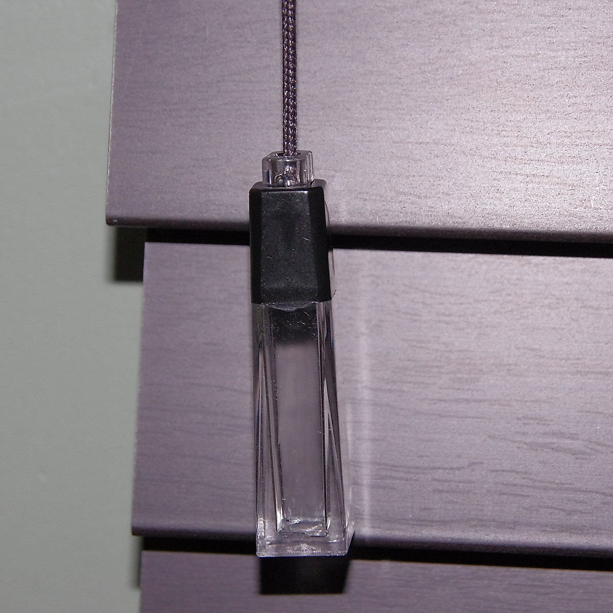 HomeAmore Designer Blind Tassel. Uniquely Designed to give Your Blinds That Look of elegence. This is The Least Expensive Way to Update Your Home. Sold in a convinent 5 Pack.