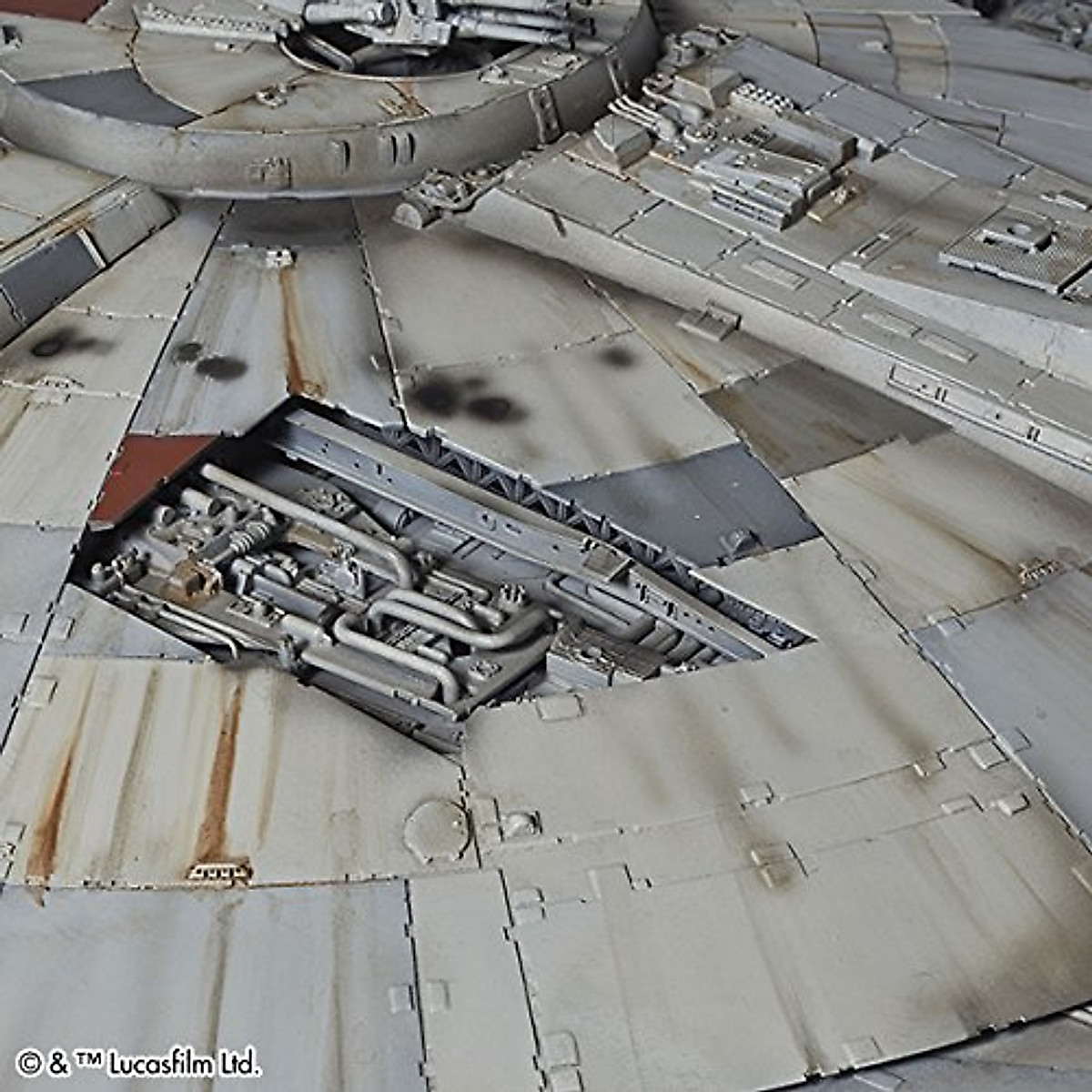 Bandai Star Wars Perfect Grade 1/72 Scale Millennium Falcon