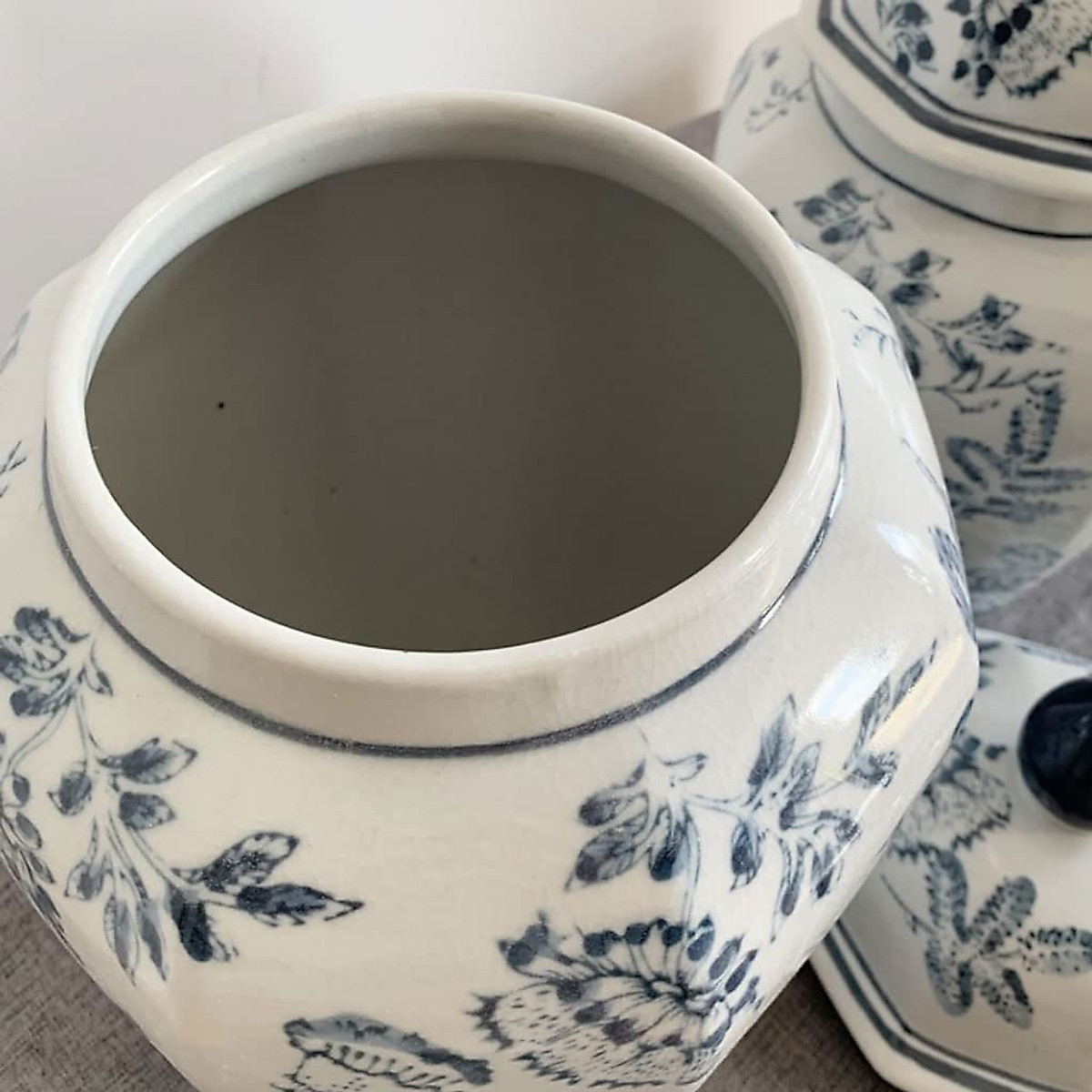 Blue and White Hand Painted Pattern Ceramic Ginger Jar with Lid Storage Decorative Jar for Home Decor (Size : Small)