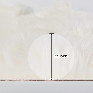 HYSEAS 2 Pack Faux Sheepskin Fur Area Rug, White 3x3 Feet Round Fluffy Soft Fuzzy Plush Shaggy Carpet Throw Rug for Indoor Floor, Sofa, Chair, Bedroom, Living Room, Home Decoration