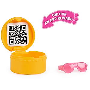 Gabby's Dollhouse, Carlita Toy Car with Pandy Paws Collectible Figure and 2 Accessories, Kids Toys for Ages 3 and up