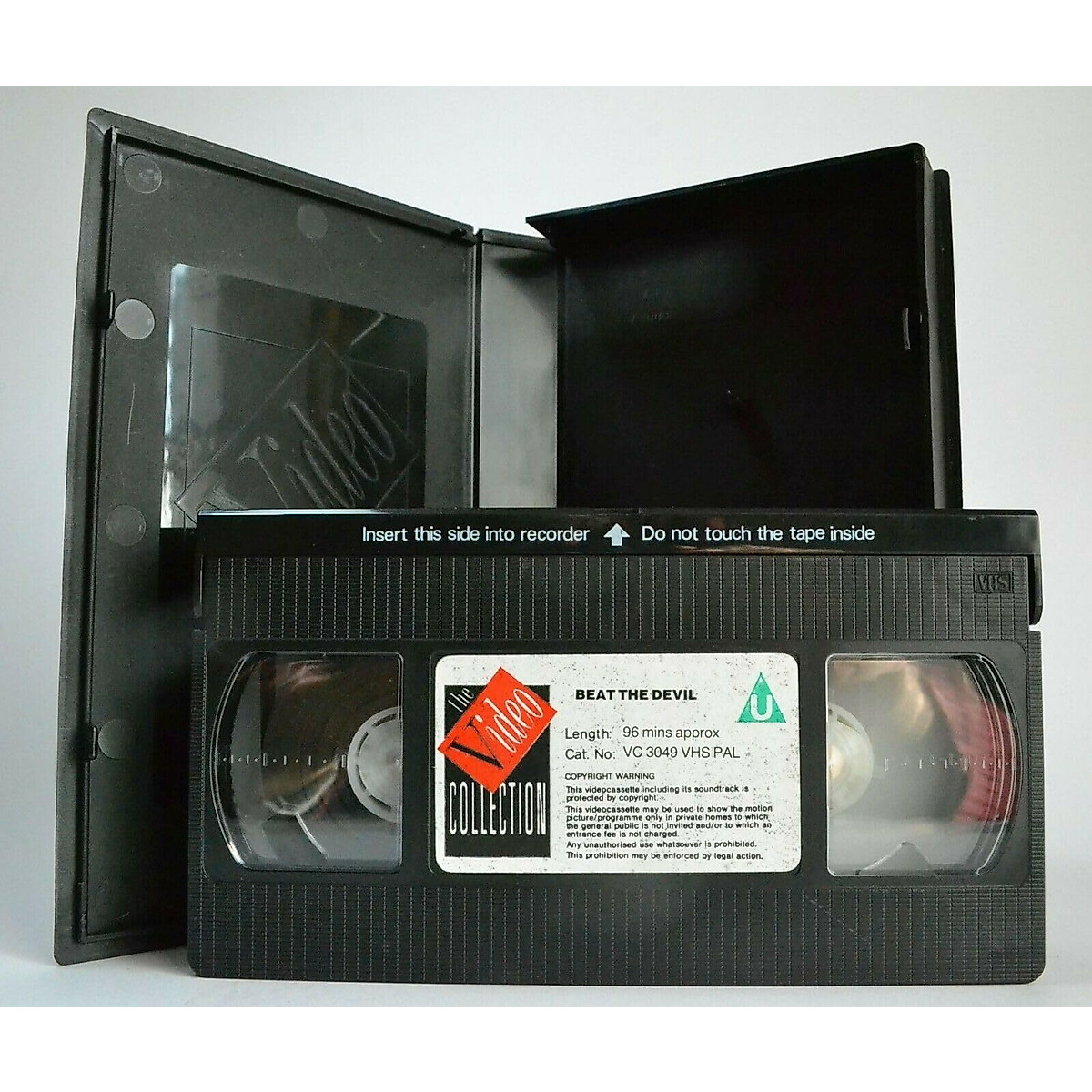 Beat The Devil (1963): Action Adventure - Humphrey Bogart / Jennifer Jones - VHS