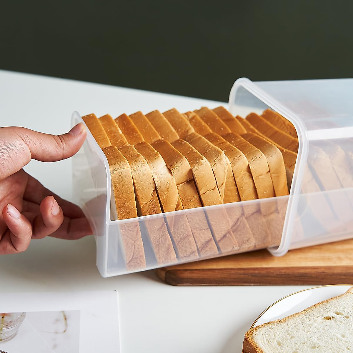 HZPOINTONE Bread Container, Plastic Bread Box with Airtight Lid & Tray, Fresh Bread Storage Container, Sandwich Bread Keeper, Loaf Bread Saver, Bread Storage for Homemade Bread, BPA FREE