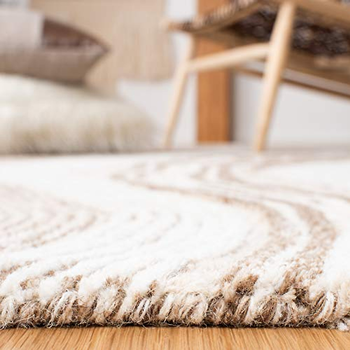 Safavieh Fifth Avenue Collection 8' x 8' Square Beige/Ivory FTV121B Handmade Modern Abstract New Zealand Wool Area Rug