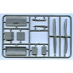 Mikro Mir 32-001 German monoplane Fighter Fokker E.V/D.VIII 1/32 Scale Model Kit