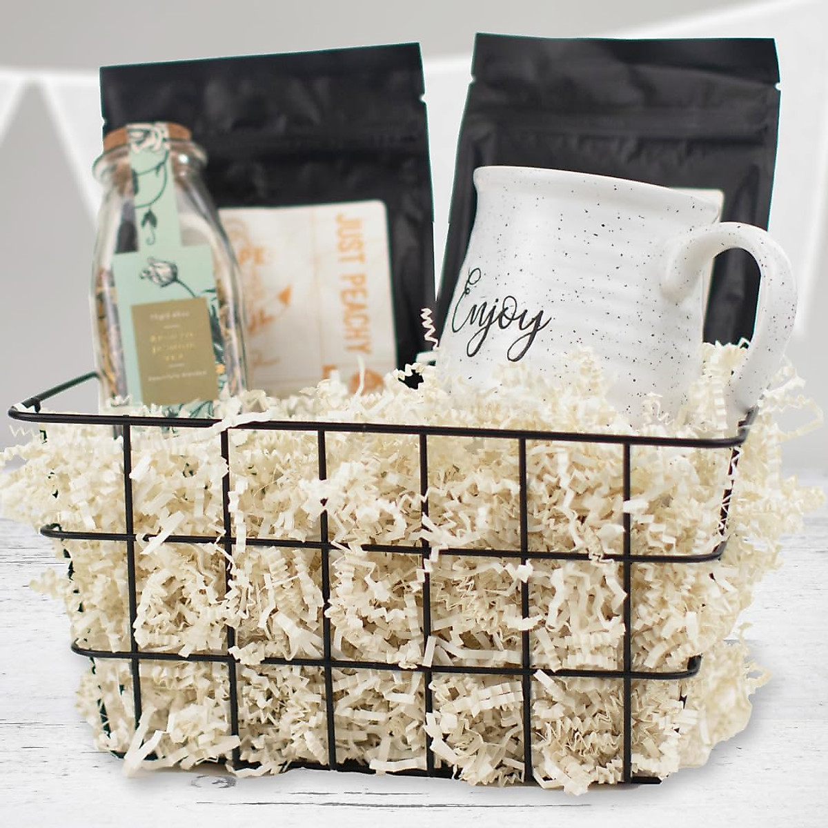 MagicWater Supply Crinkle Cut Paper Shred Filler (2 LB) for Gift Wrapping & Basket Filling - Light Ivory