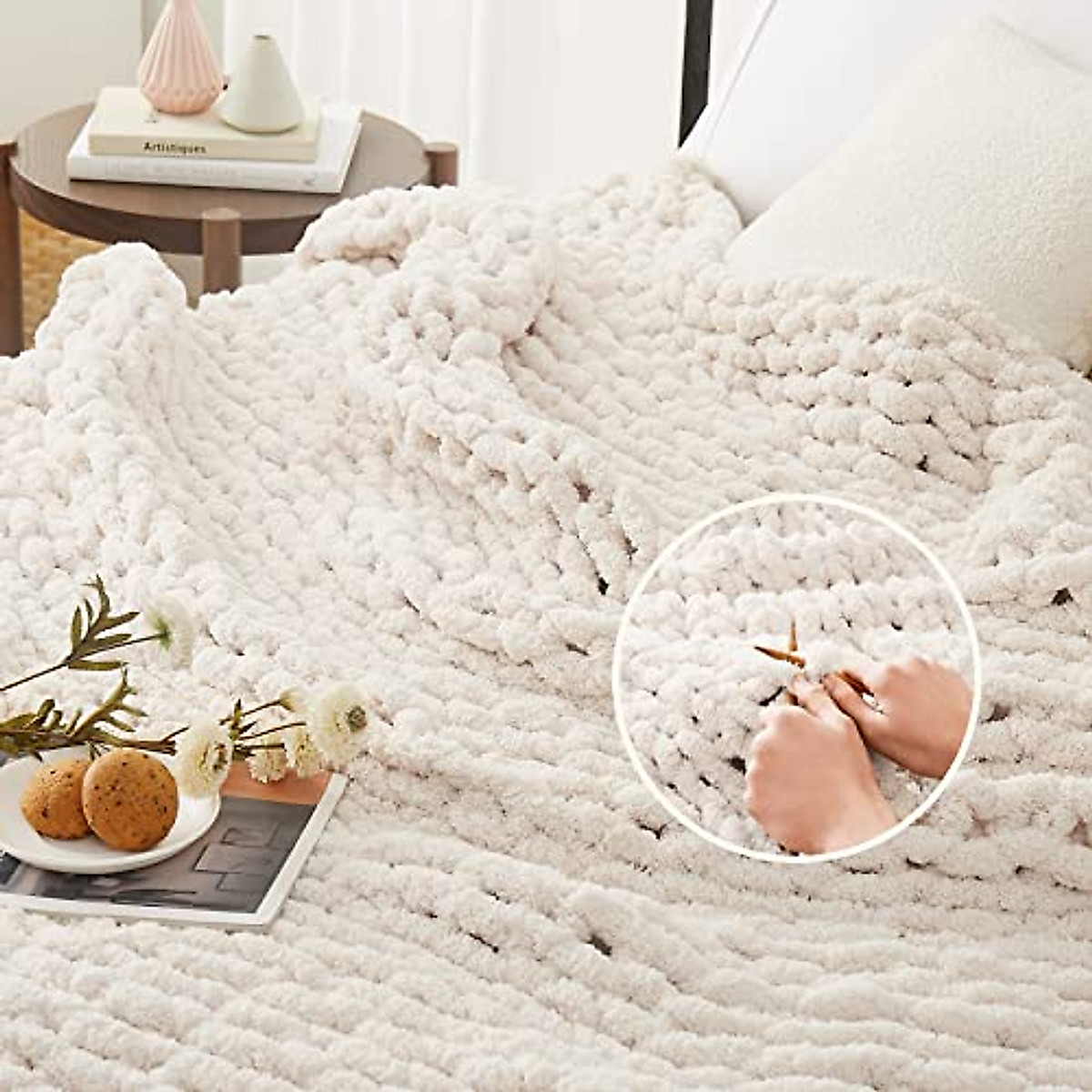 L'AGRATY Chunky Knit Blanket Throw,Soft Chenille Yarn Throw Blanket 40x50，Handmade Thick Cable Knit Crochet Blanket,Large Knit Blanket Chunky Yarn,Rope Knot Throw Blanket for Couch Home Decor