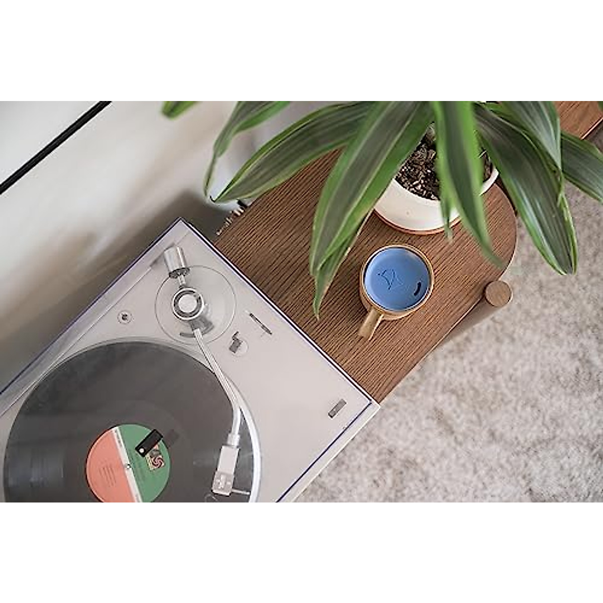 Reusable Coffee Cup Silicone Lid – Fits Any Tumbler, Water Bottle, & Ceramic Coffee Mug – Dishwasher-Safe Ceramic Travel Mug Lid Keeps Hot Cups Hot (Medium to Large - Navy)