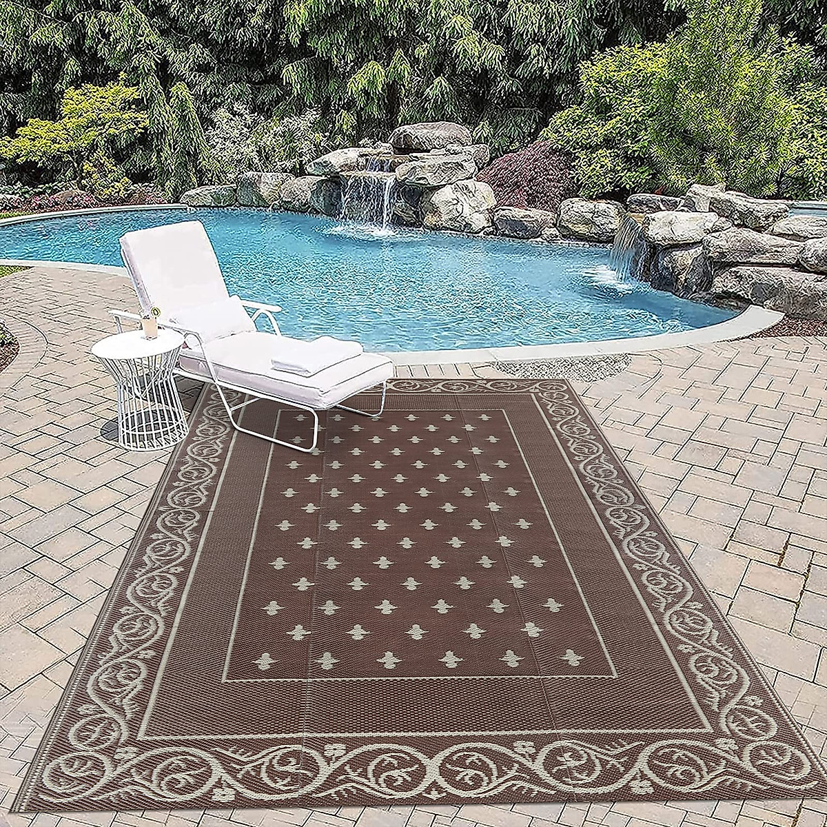 Bsamthom Reversible Mats 6'X9', Waterproof Plastic Straw Rug, Outdoor Patio Rugs for RV, Patio, Backyard, Deck, Picnic, Beach, Trailer, Camping (6'X9',Brown)