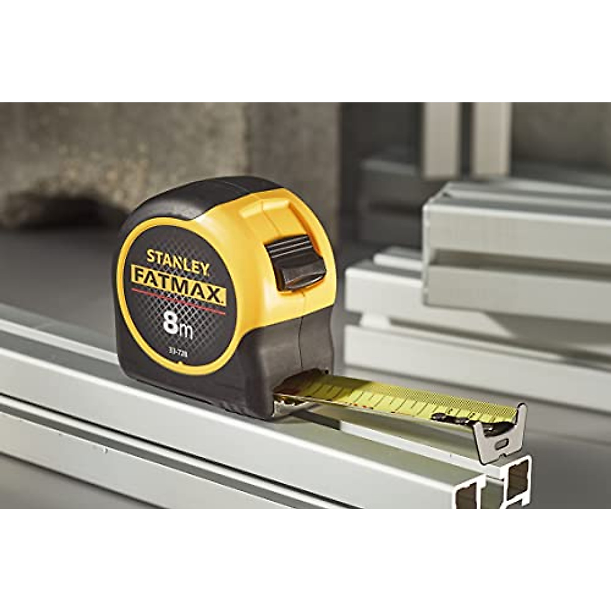 STANLEY FATMAX Tape Measure Blade Armor 8 M Metric Shock Resistant with Mylar Coating and Cushion Grip 0-33-728