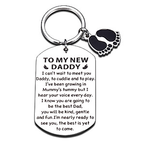 Daddy Dad To Be Gifts New Dad Keychain Gifts for Men First Baby Gift for Dad Daddy Husband Boyfriend from Mom Wife Baby Christmas Pregnancy Announcement Gifts Fathers Day Keepsake from Son Daughter