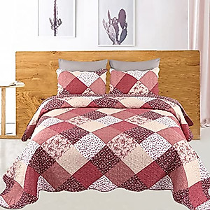 Qucover Quilt Queen Size, 3 Piece Multicolour Patchwork Print Red Pink Beige Floral Reversible Quilts Set, Soft Microfiber Lightweight Quilt Bedspread Bedding Set for All Seasons