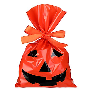 Tenare 100 Pcs Halloween Cellophane Treat Bags Pumpkin Plastic Goodie Bags Candy Gift Loot Bags with 22 Yards Ribbon for Party Favors Sacks, 6 x 9 Inch