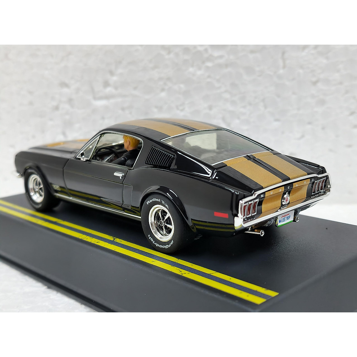 Pioneer Street Muscle P150 1968 Ford Mustang GT Fastback Route 66 1:32 Slot Car