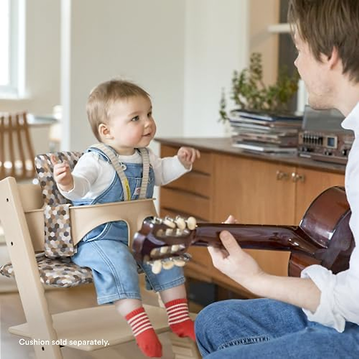 Tripp Trapp Baby Set from Stokke, White - Convert The Tripp Trapp Chair into High Chair - Removable Seat + Harness for 6-36 Months - Compatible with Tripp Trapp Models After May 2006