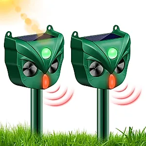 2 Pcs Solar Ultrasonic Animal Repeller Outdoor Solar Animal Repellent with Motion Detector&Flashing Lights Waterproof for Rat, Squirrel, Deer, Raccoon, Skunk, Rabbit, Mole, Dog, Cat(Green)