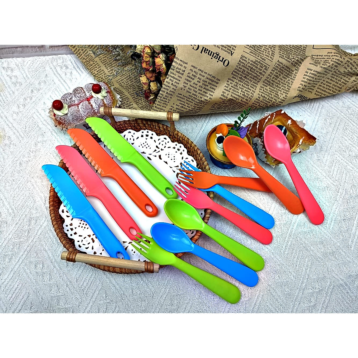 Kids Cutlery Set - Jawbush 9 Pcs Plastic Toddler Utensils with Nylon Knives Forks and Spoons for School Lunch Box, Multi-colored Kids Silverware Set, BPA Free Dishwasher Safe