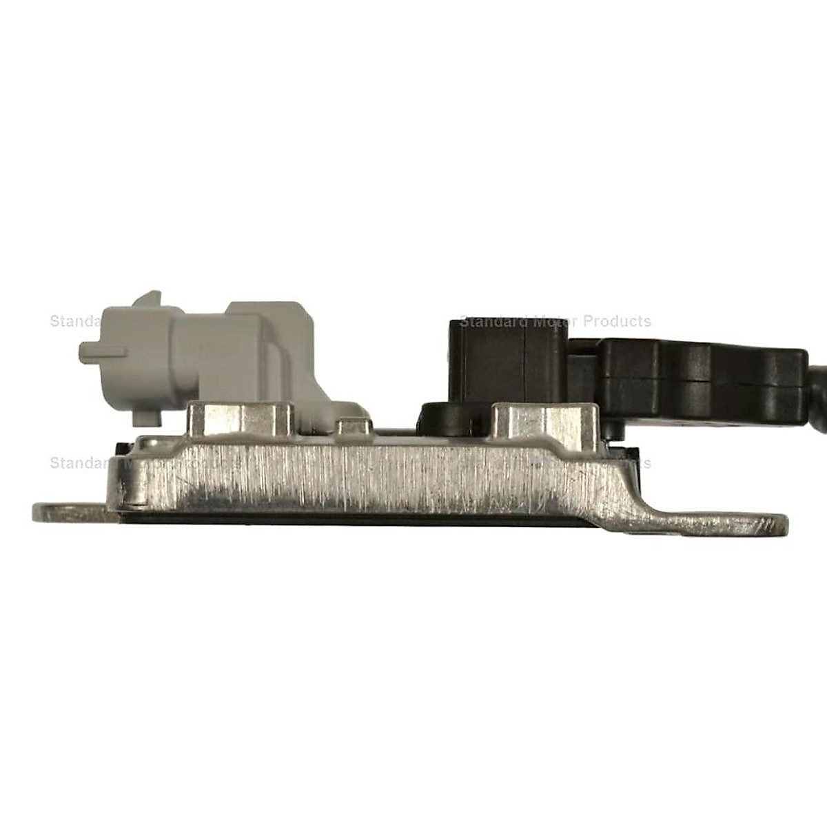 Standard Motor Products NOX012 Nitrogen Oxide (NOx) Sensor For 14-17 2500 3500