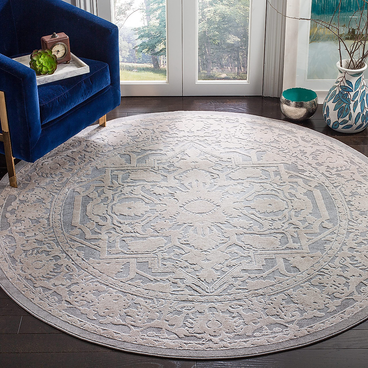 SAFAVIEH Reflection Collection 6'7" Round Light Grey/Cream RFT665C Vintage Distressed Area Rug