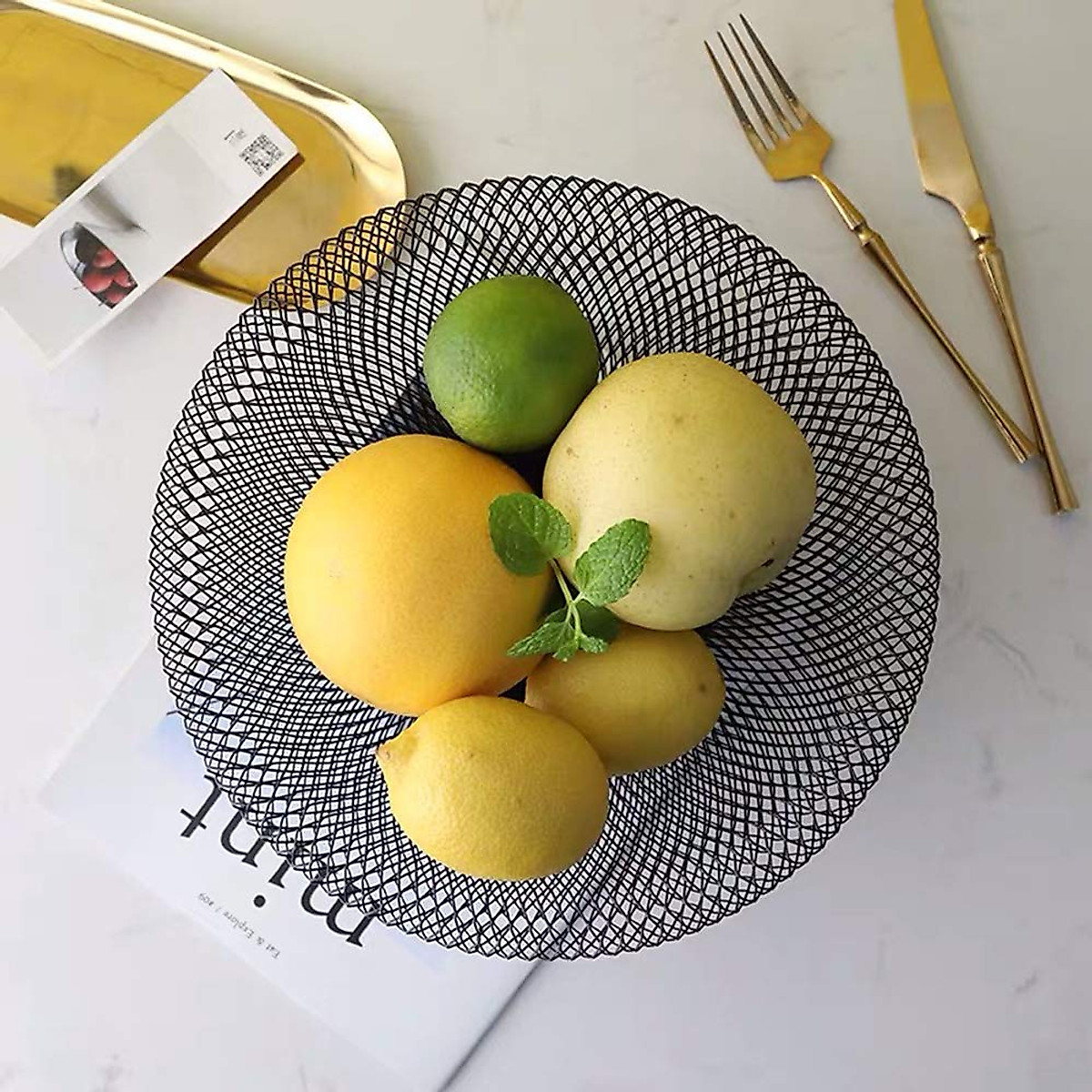 GWEOBZ Metal Mesh Fruit Basket Countertop Candy Dish Black Round Decorative Small Fruit Bowl for Kitchen Counter - 10 Inches (Mesh)