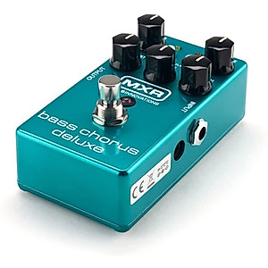 Briskdrop MXR M83 Bass Chorus Deluxe Pedal Bundle with Dunlop Super Bright Bass Strings, M83-DBSBN45105