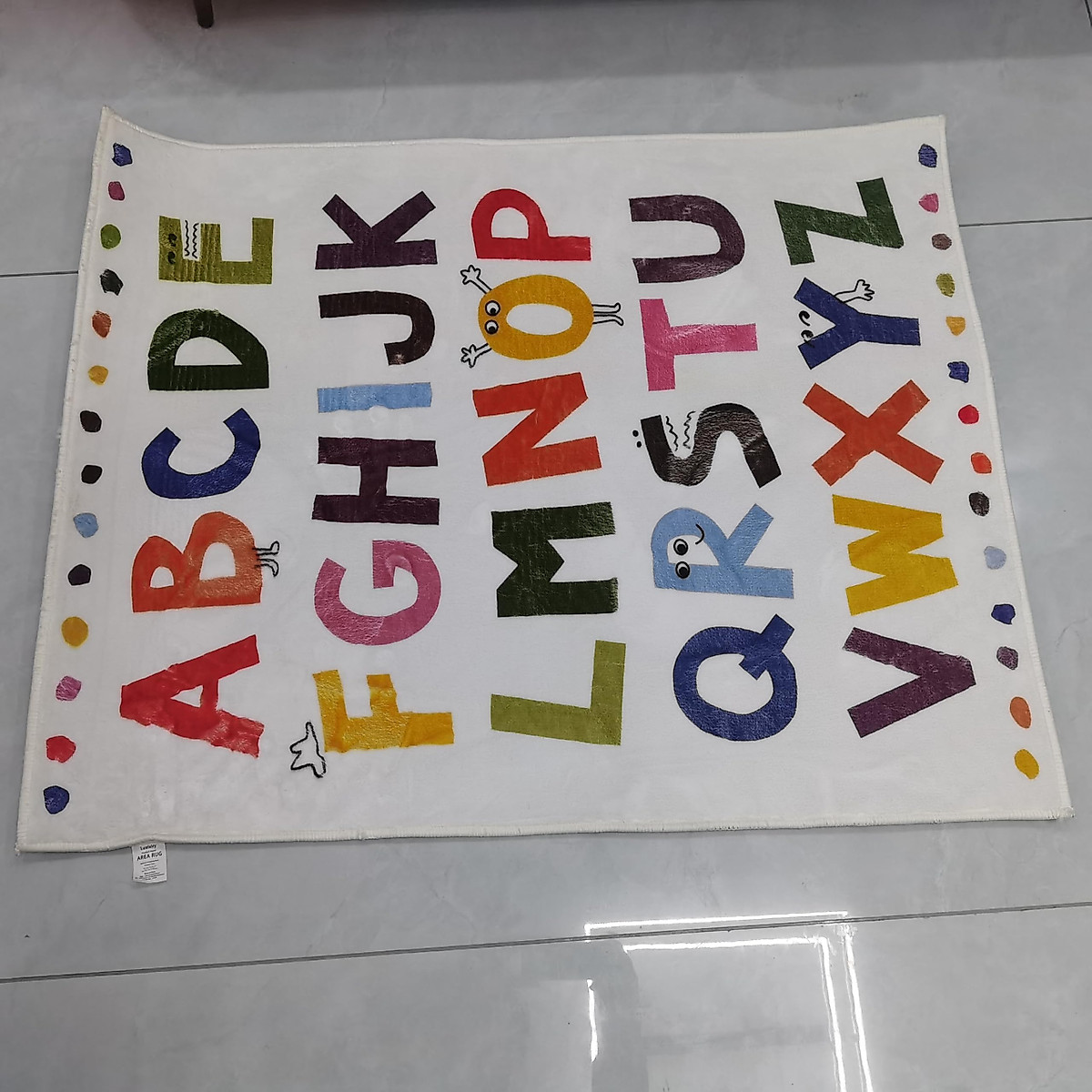 Luxixiry ABC Alphabet Kids Rug, Cotton Soft Plush Play Mat for Playroom Bedroom Living Room Playmat Home Décor (White, 31.5"x39")