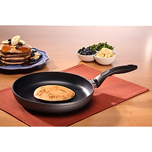 Swiss Diamond 9.5" Frying Pan - HD Nonstick Induction Diamond Coated Aluminum Skillet, Includes Lid - PFOA Free, Dishwasher Safe and Oven Safe Fry Pan, Grey