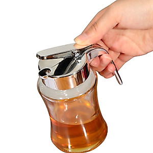 J&M DESIGN Glass Syrup Dispenser Bottle for Maple Syrup, Honey Pot or Sugar Jar W/Handle Shaker For Pancakes, Coffee, Cereal Bowl, Tea Pour Spout Lid Easy Spoon Measure 7.5oz Container Holder