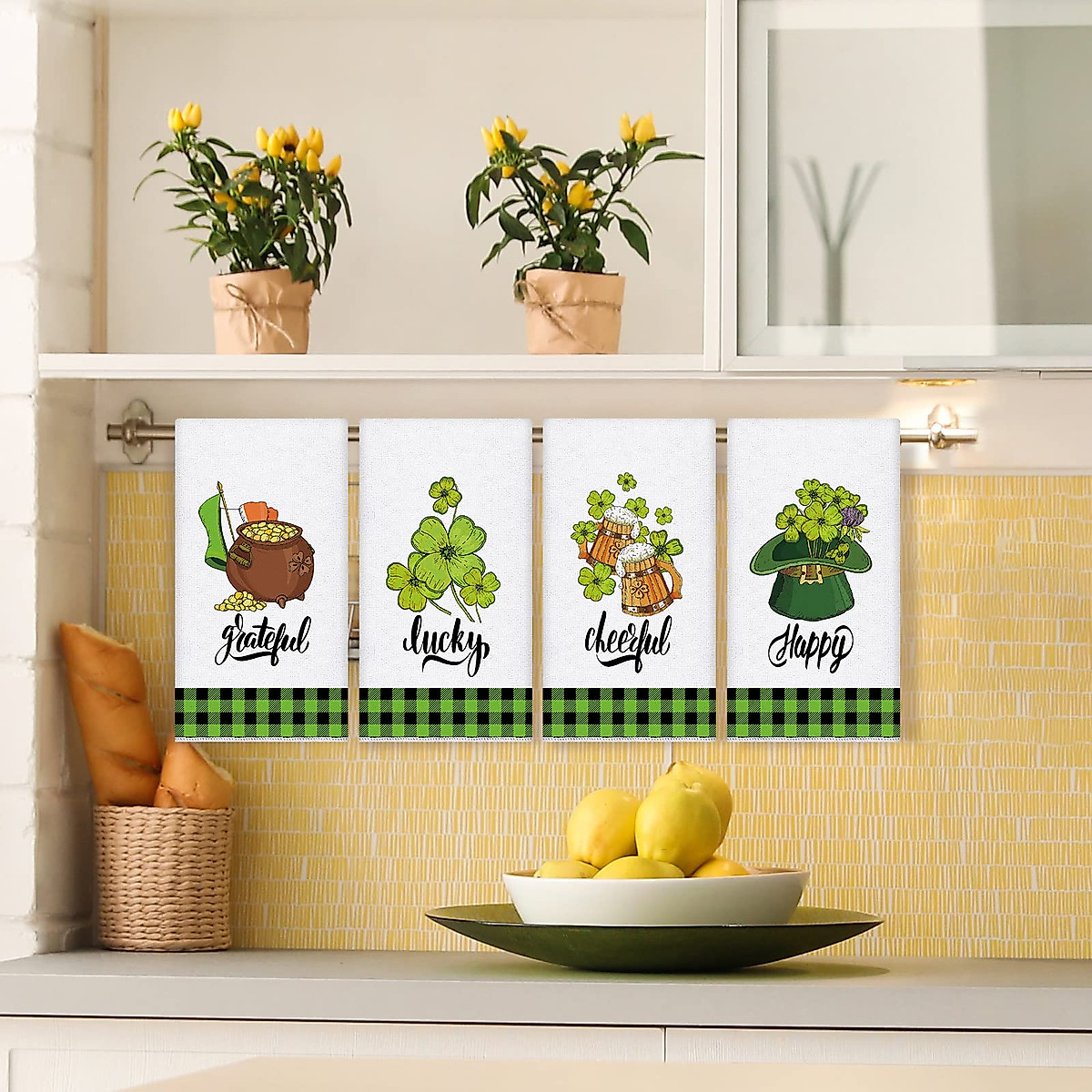 Tatuo 4 Pcs St. Patrick's Day Kitchen Towel Irish Shamrock Dish Towels Bath Towels 18 x 28 Inch Happy St. Patrick's Day Bathroom Towels Hand Towels Absorbent Drying Cloth for Kitchen Bathroom