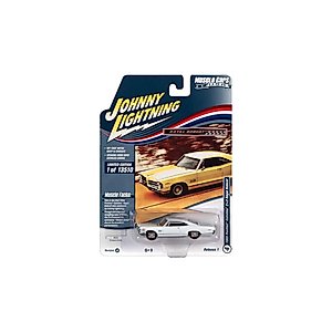 Johnny Lightning JLMC029 Muscle Car VER A 1965 Pontiac Catalina 2+2 Royal Ivory