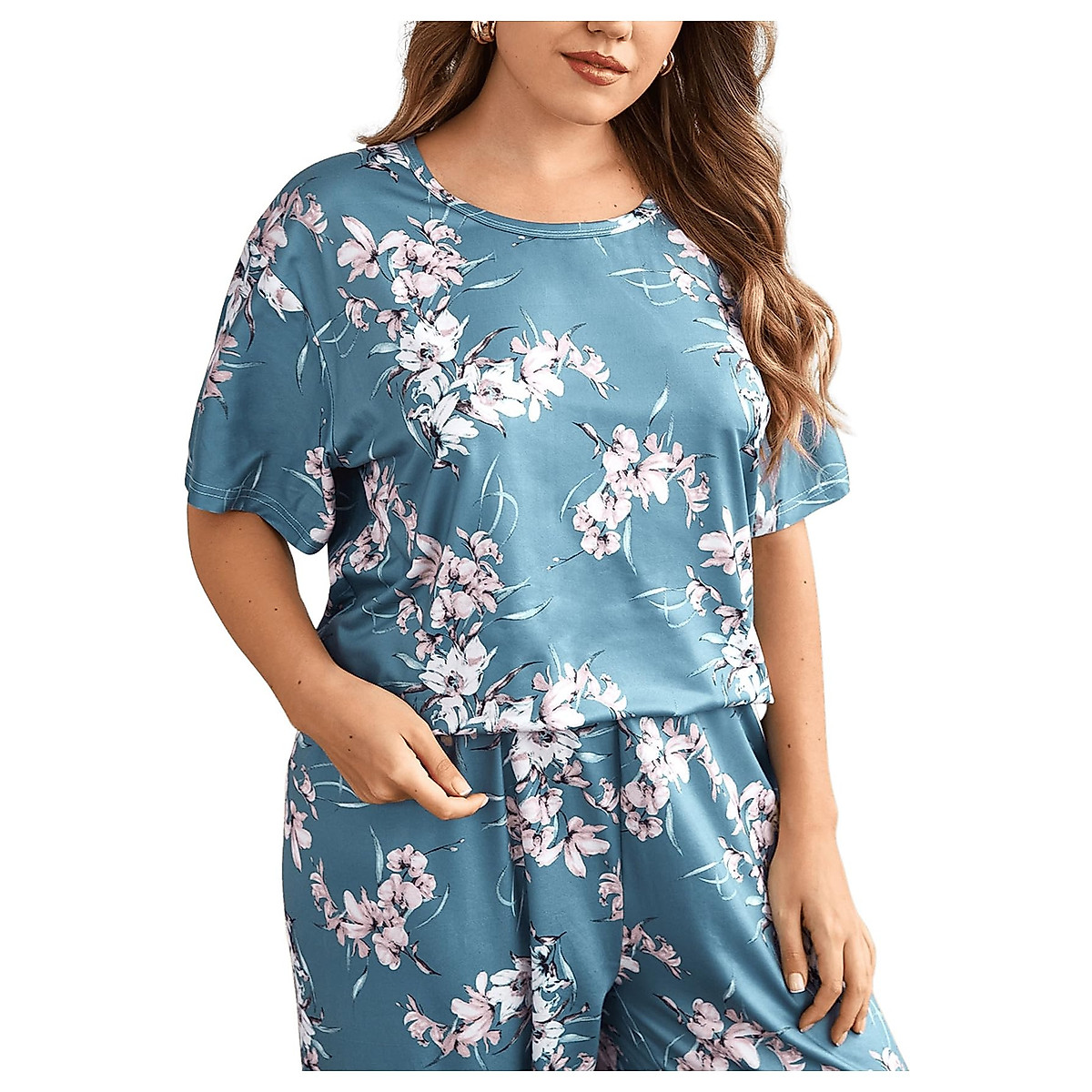WDIRARA Women's Plus Size 2 Piece Sleepwear Floral Short Sleeve Top and Pants Pajama Set Dusty Blue 4XL