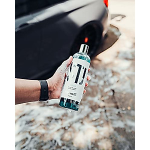 Stjarnagloss - Bubblor - pH-Neutral High-Gloss Car Wash; Add Shine and Protection; Formulated with Additional Wax and Sealant Ingredients; Lubricated to Help Prevent Swirls (500 milliliters)