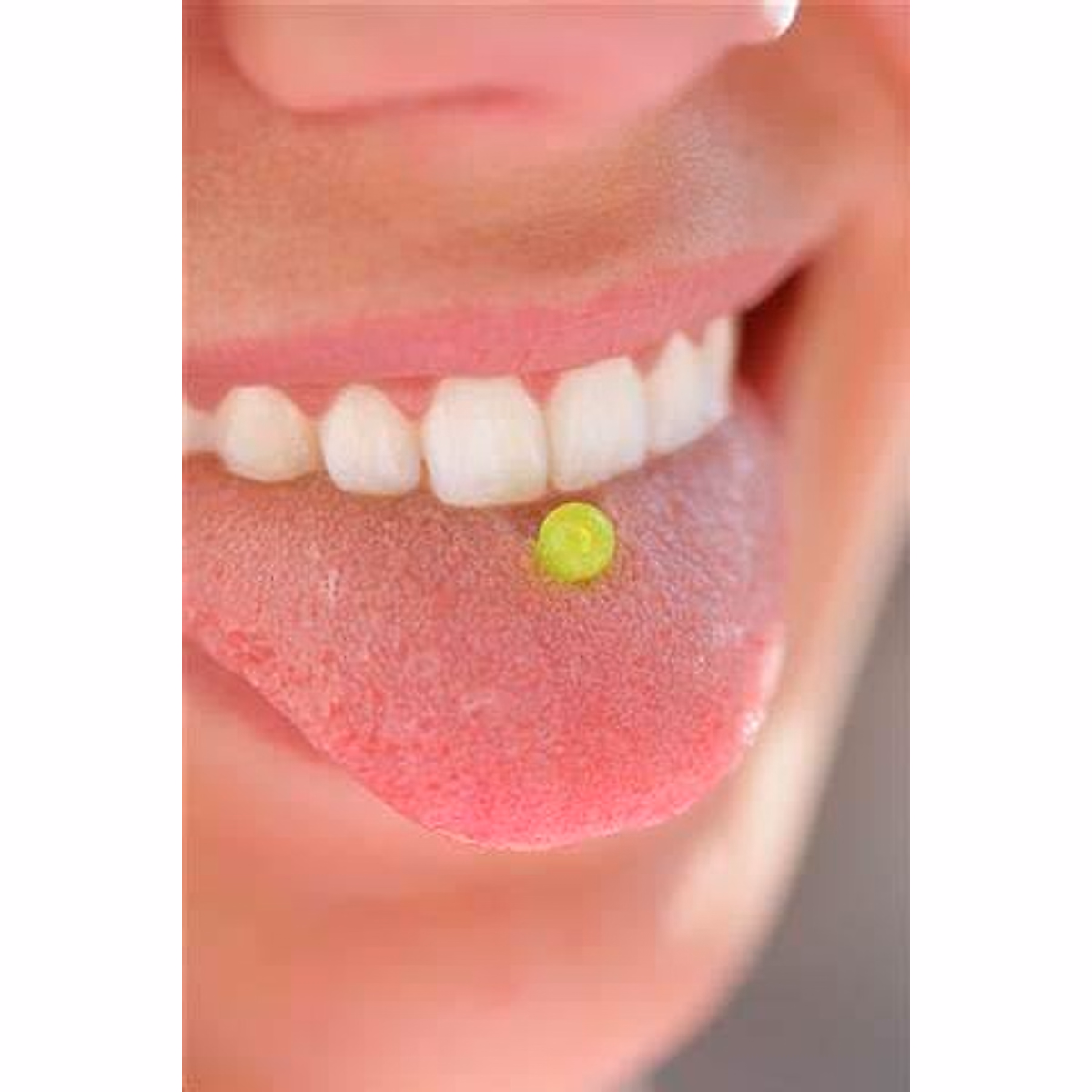 MODRSA Plastic Nipple Rings 14g Plastic Tongue Rings Acrylic Tongue Bar Nipple Bar Glow in the Dark Flexible Nipple Piercing Bar 16mm