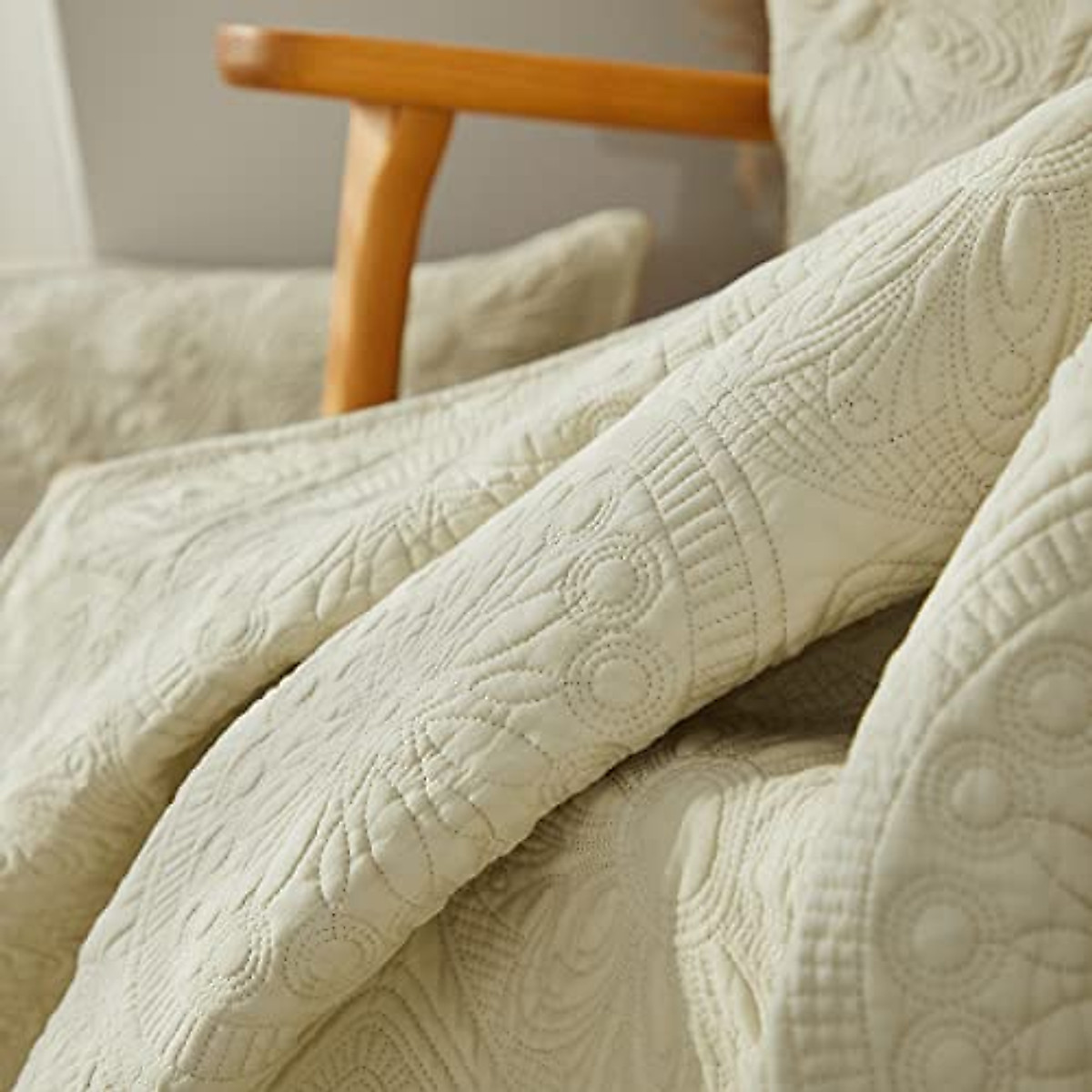 Brandream 6PC Luxury Comforter Sets Queen Size Cotton Quilt Set Cream White Bedspread Coverlet Set Damask Embroidery
