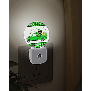 Night Light Plug into Wall, LED Nightlights Happy St. Patrick's Day Shamrock Funny Dachshund Truck Green Plaid Small Nightlight Auto Dusk-to-Dawn Sensor Lamp LED Night Lights for Kid's Bedroom