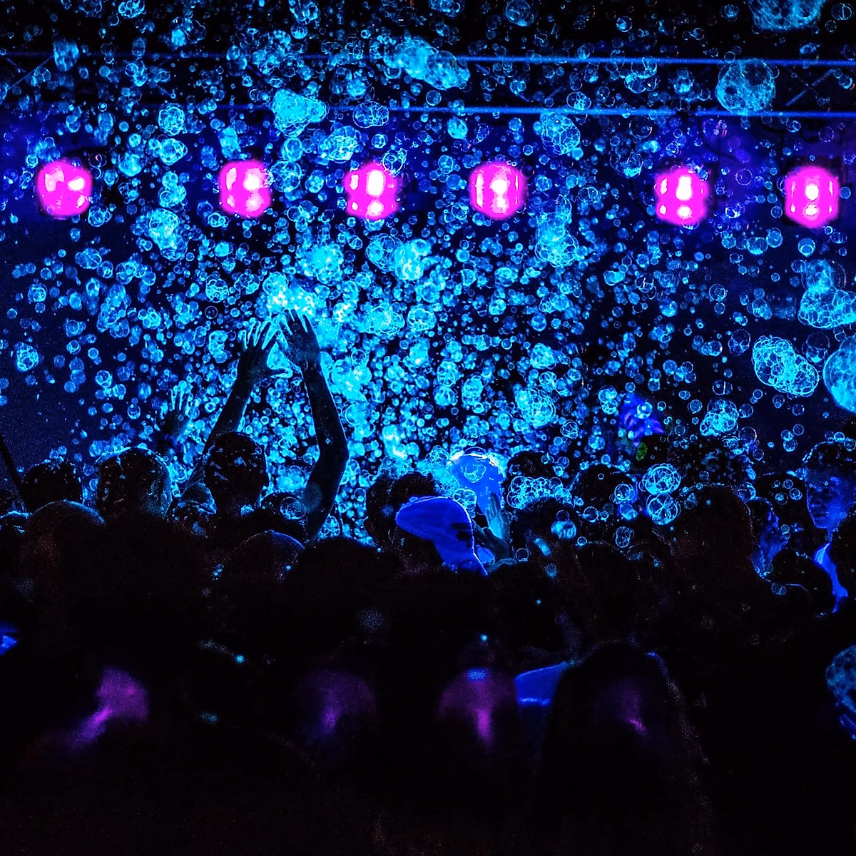 Atomic Bubbles: Tekno Bubbles - Blue 6 Pack - 4oz Bottles, UV Blacklight Glow Bubbles, Glow Parties, Indoor & Outdoor, Safe for Kids, Non-Toxic