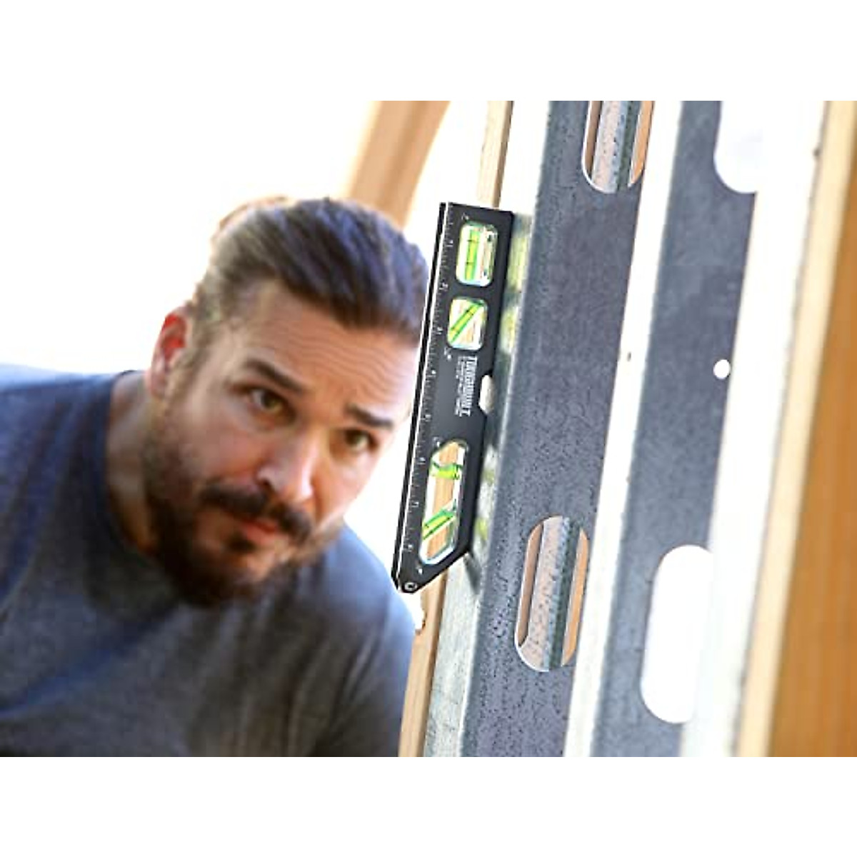 ToughBuilt 9-in Magnetic Billet Torpedo Level - (TB-H2-L-9T-M)