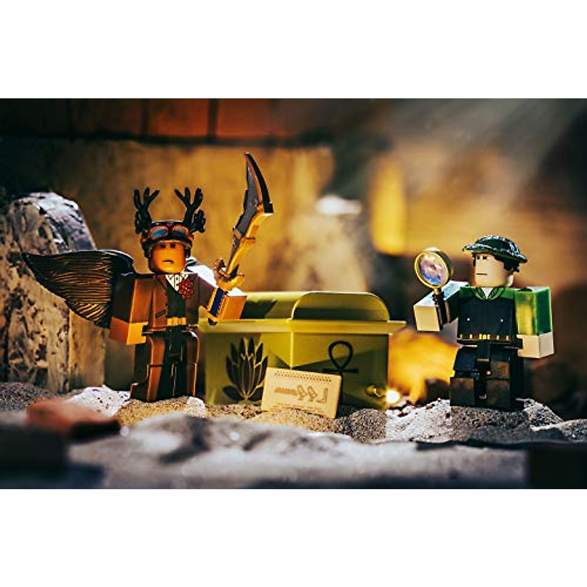 Roblox Action Collection - Escape Room: The Pharoah’s Tomb Game Pack [Includes Exclusive Virtual Item]