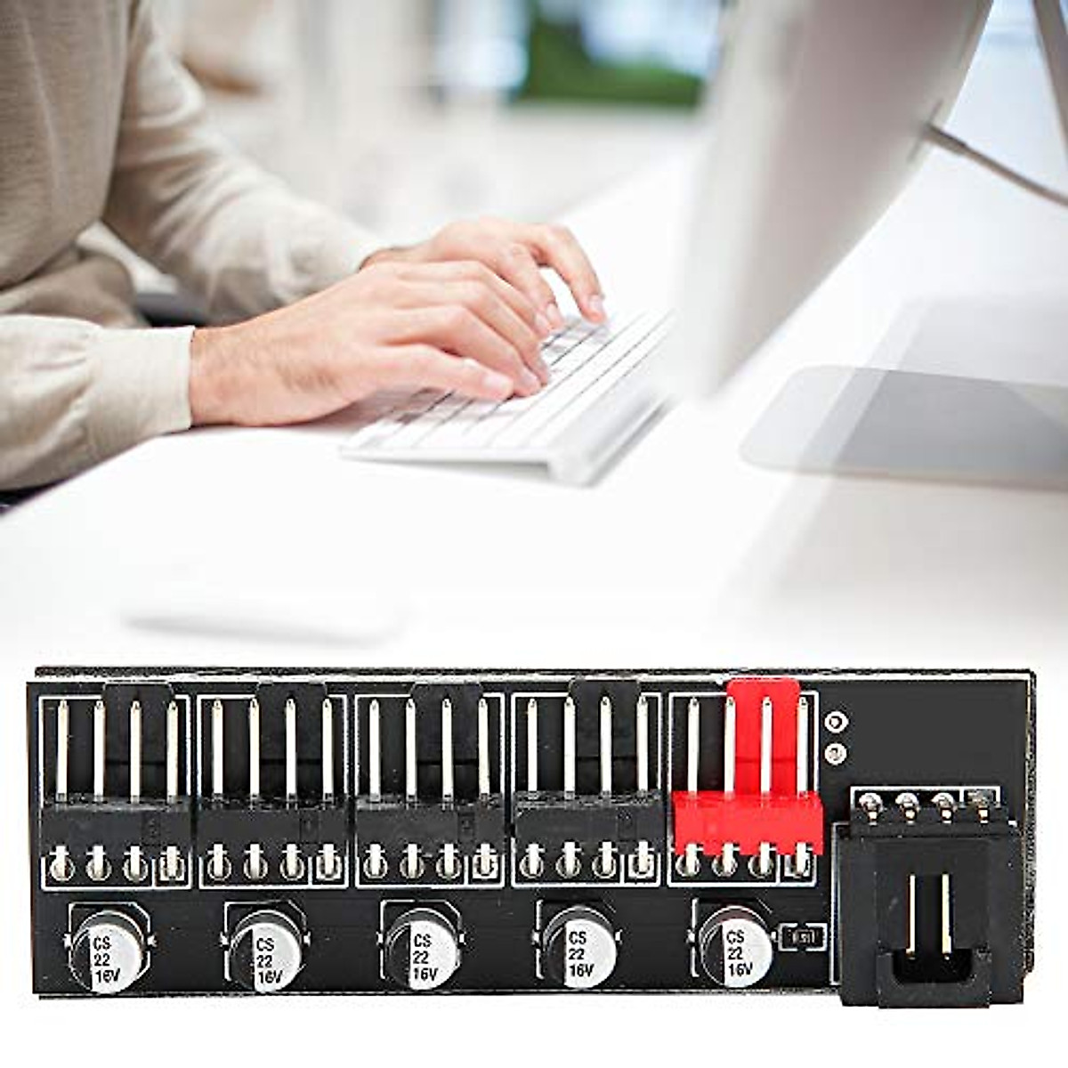 Wider Wiring Expand The 4‑pin Interface 4Pin Fan Hub, 1 to 5 Hub for CPU Motherboard Fan + Capacitor