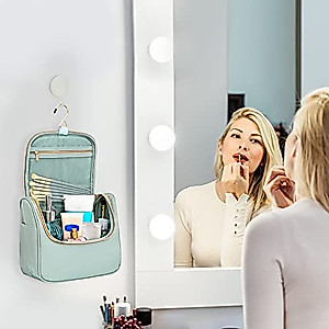 Makeup Bag Travel Cosmetic Bag Hand-Portable Girl Cosmetic Bag For Women Large Toiletry Bag Organizer (Green)