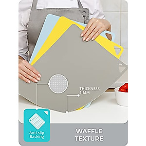 VOMAN Flexible Cutting Boards for Kitchen | Set of 3 | BPA-Free Cutting Mats for Cooking, Color Coded Cutting Board Mats | Non Slip Cutting Sheets | Plastic Cutting Board Set | Chopping Boards